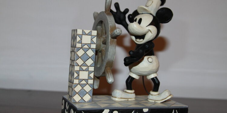 Early Versions of Mickey Mouse Will Be Public Domain in 2024