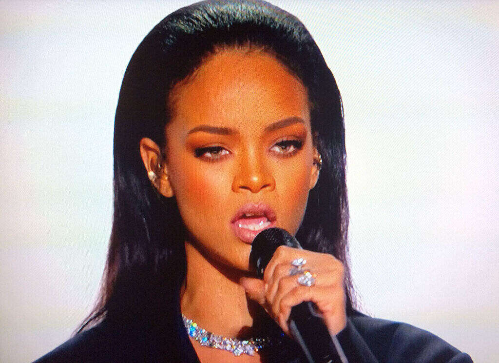 Rihanna Big Performance Come Back